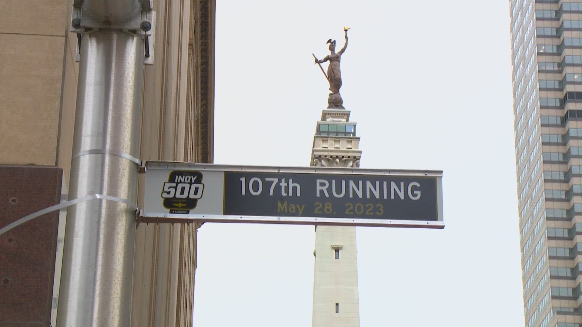 Signs of May in downtown Indianapolis | wthr.com