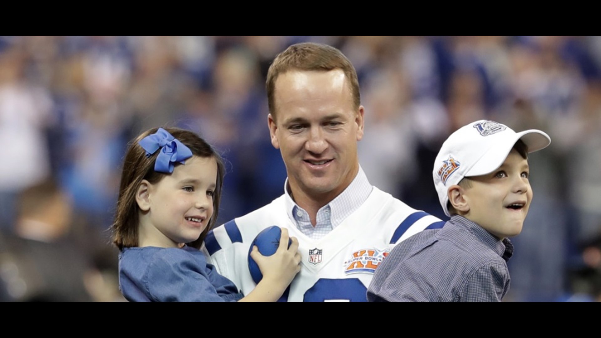 Peyton and Ashley Manning keeping children's hospital staff well fed ...