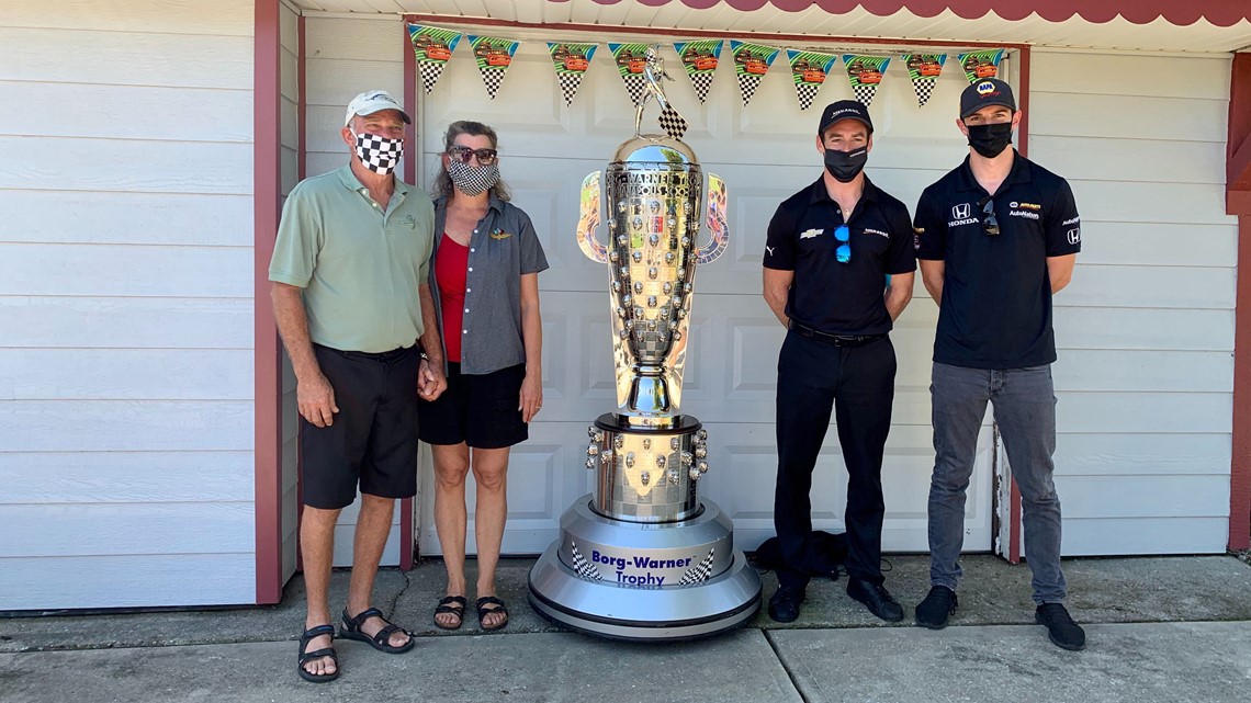 IndyCar drivers surprise the Town of Speedway ahead of race day | wthr.com