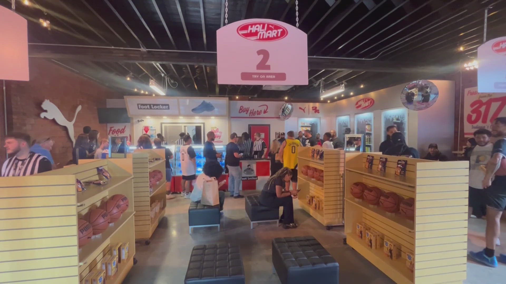 Fans line up for 'Hali 1' debut in Indianapolis | wthr.com