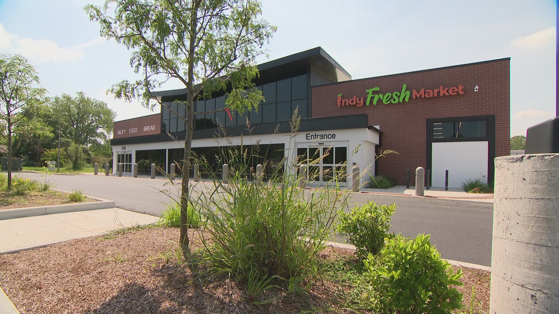 Indy Fresh Market holds job fair | wthr.com