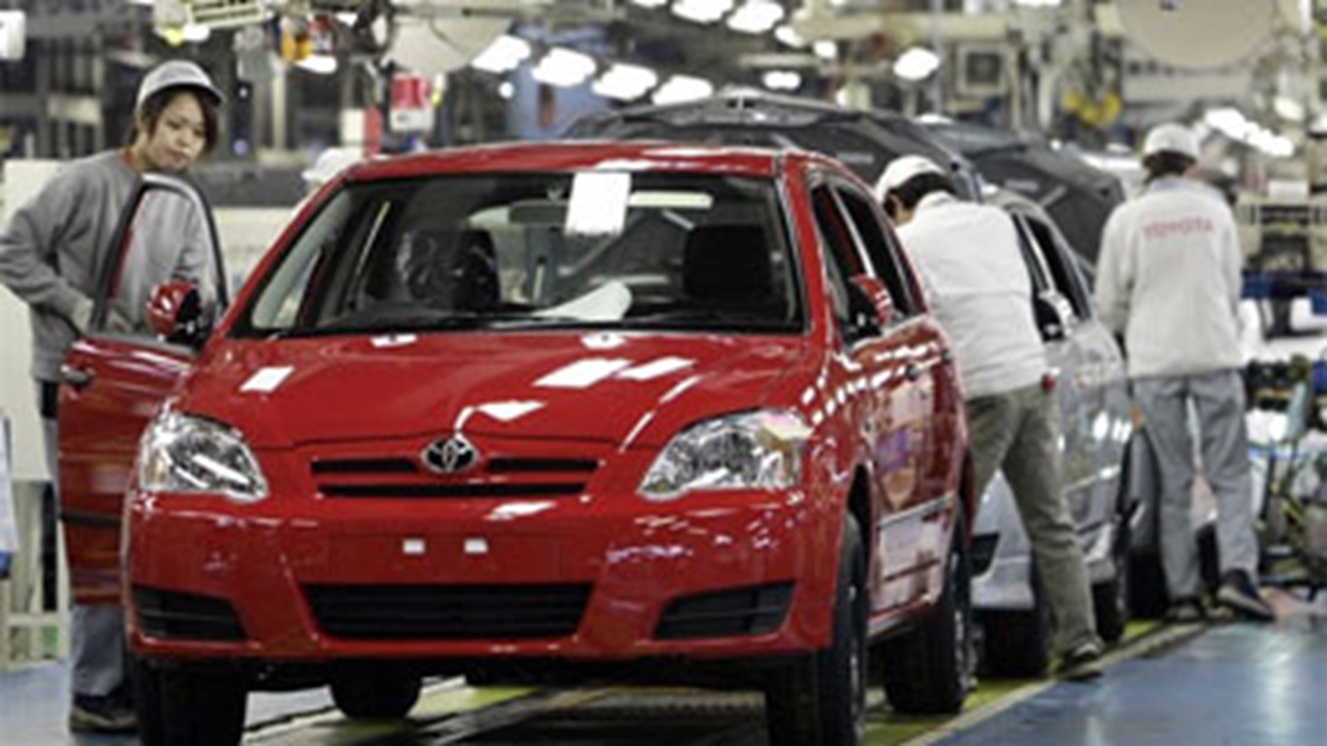 Toyota resumes production at all Japan plants | wthr.com