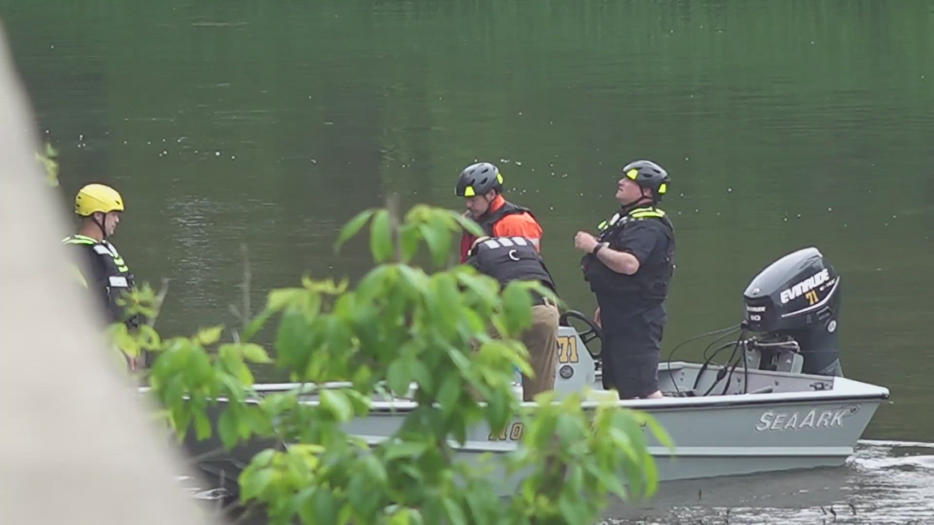 55-year-old man's body recovered from Fall Creek on Indy's northeast ...