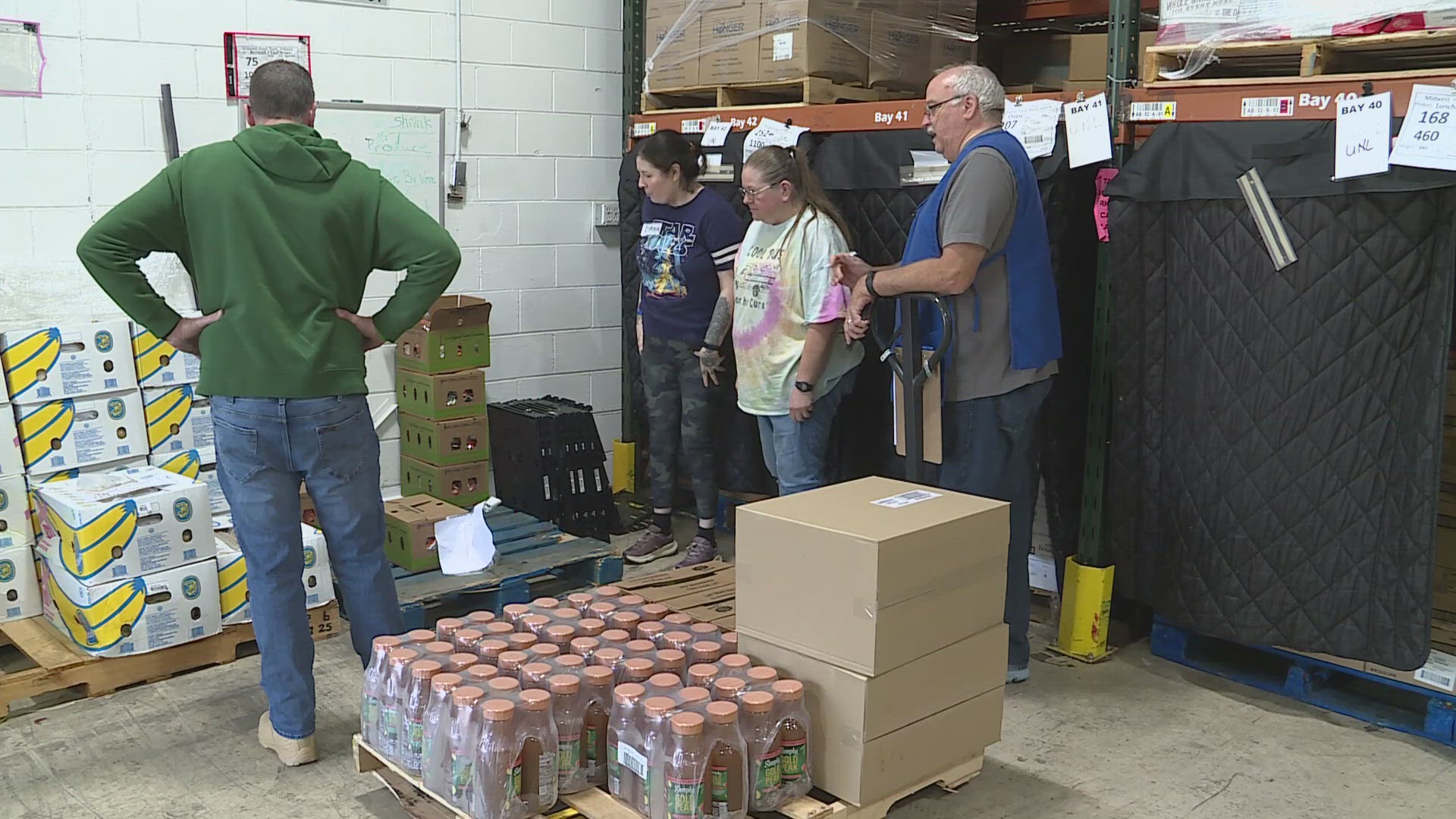 Gleaners Food Bank raises concerns amid government shutdown | wthr.com