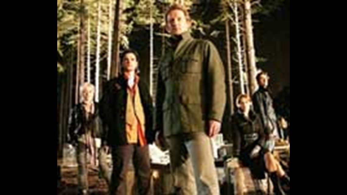 Dinosaurs interact with humans on 'Primeval' | wthr.com