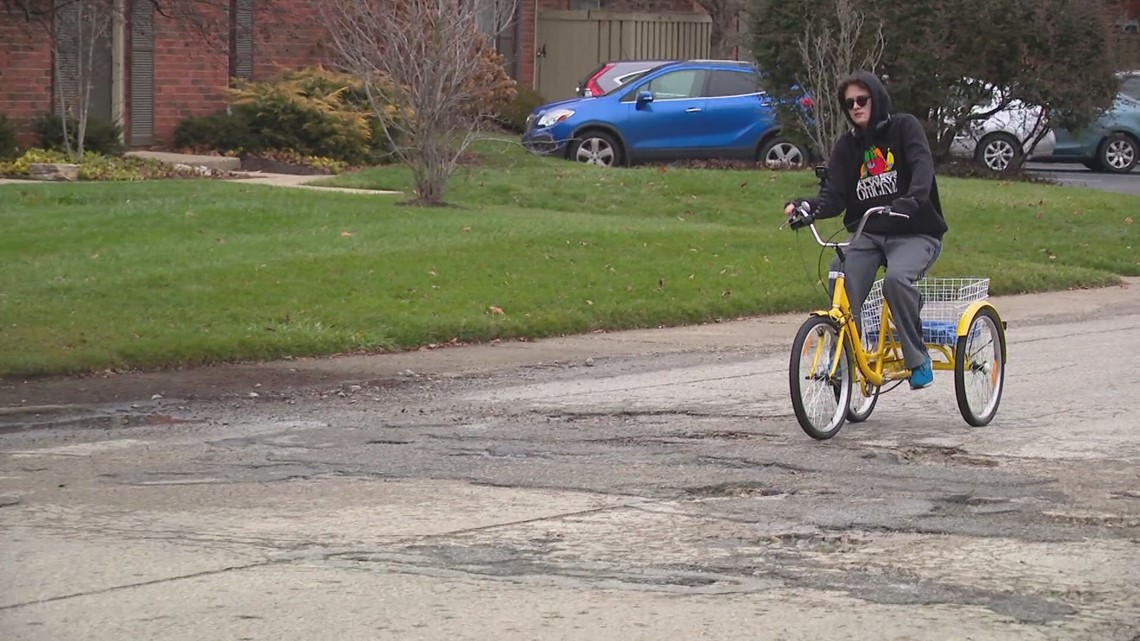 Community helps replace autistic teen's stolen bike | wthr.com