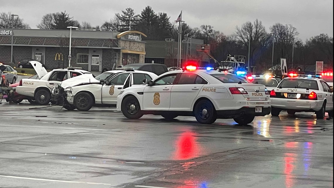 IMPD officers injured in crash on northwest side | wthr.com
