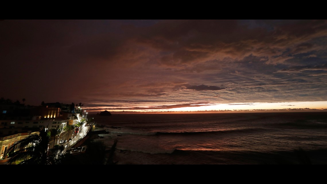 Category 3 Willa makes landfall on Mexico's Sinaloa coast | wthr.com