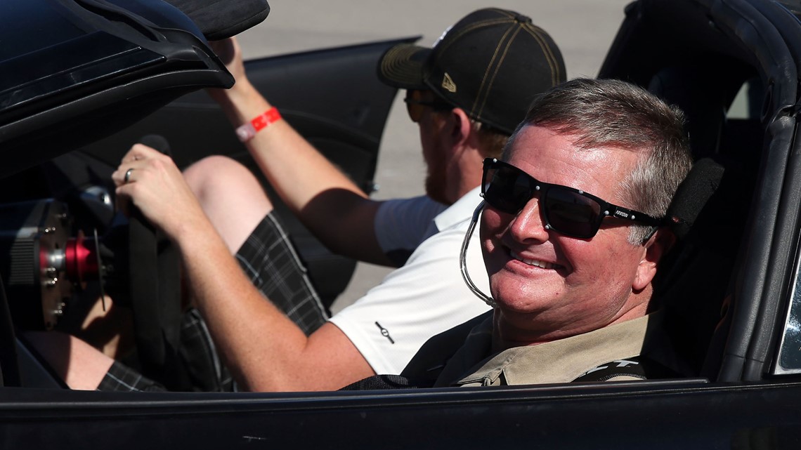IndyCar owner Sam Schmidt takes first steps in 21 years | wthr.com