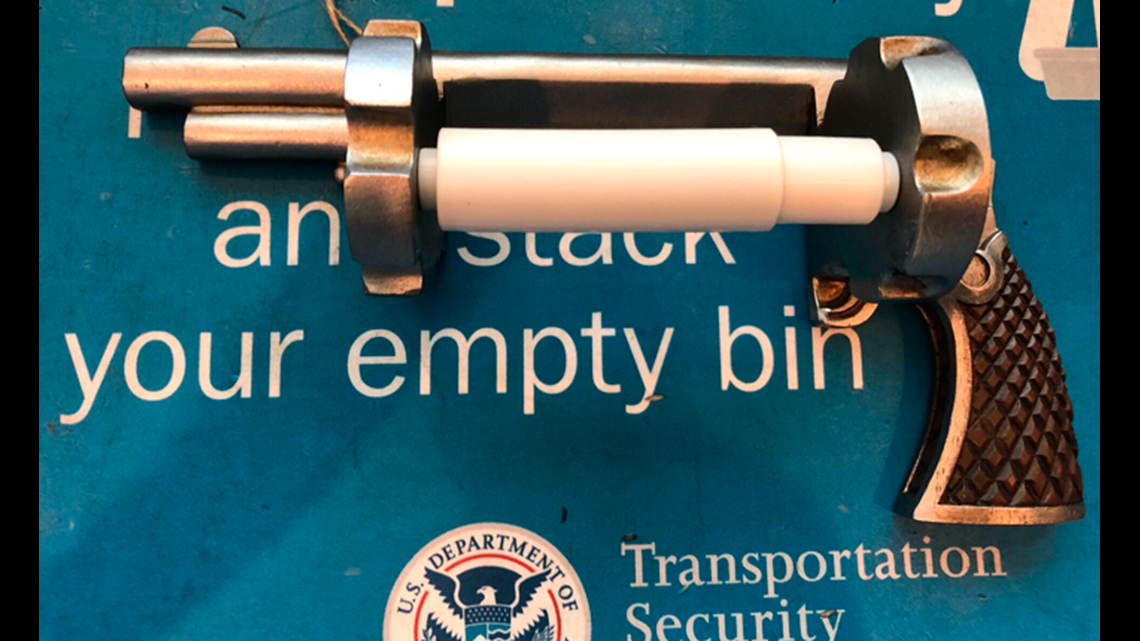 TSA finds gun-shaped toilet paper roller in bag at airport | wthr.com