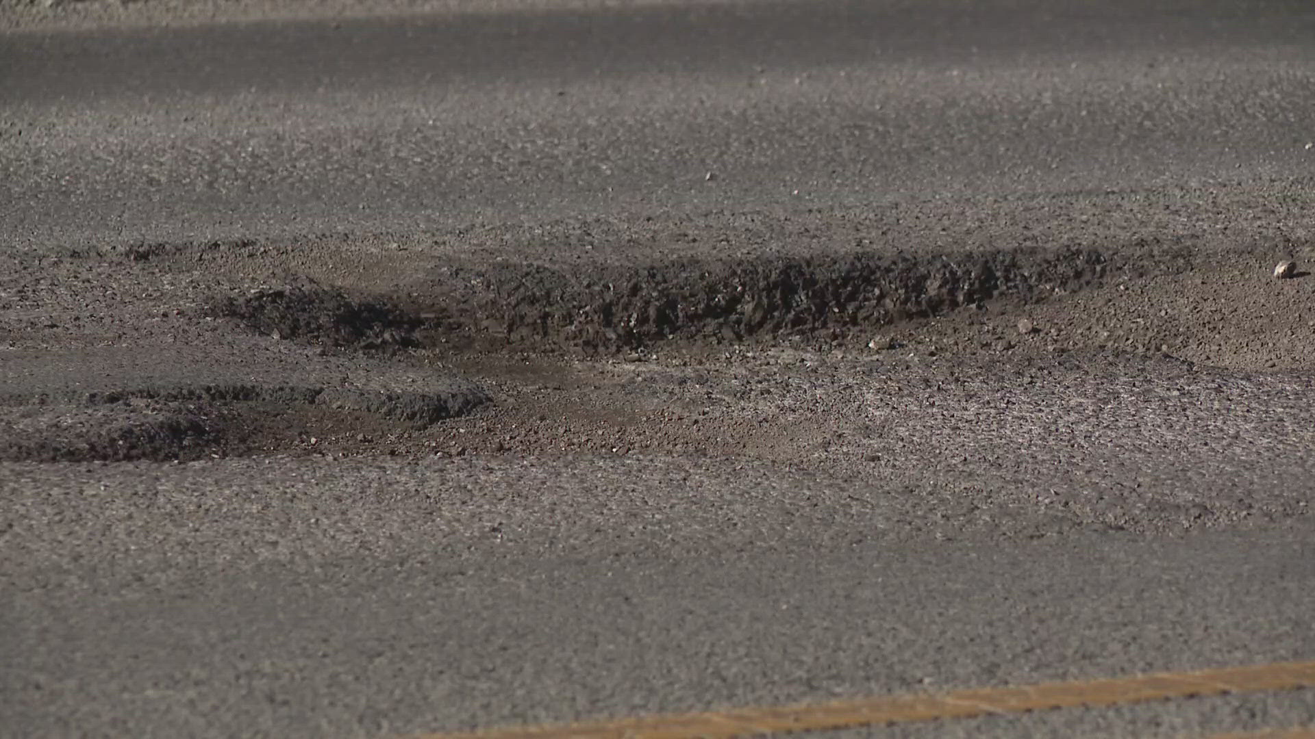 Thousands of potholes reported in Indianapolis as crews work to keep up ...