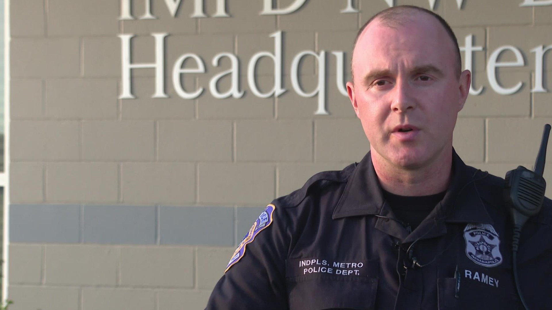 Officers enter building to evacuate residents from apartment fire ...