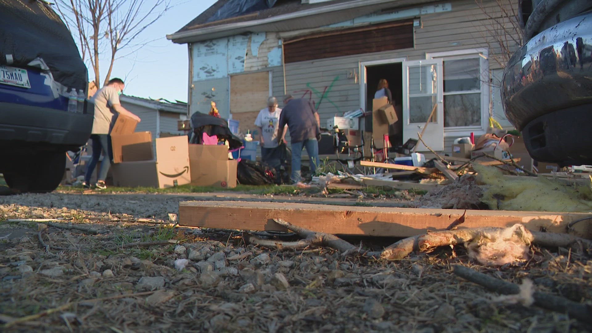 Cleanup continues in Whiteland 4 days after severe storm | wthr.com