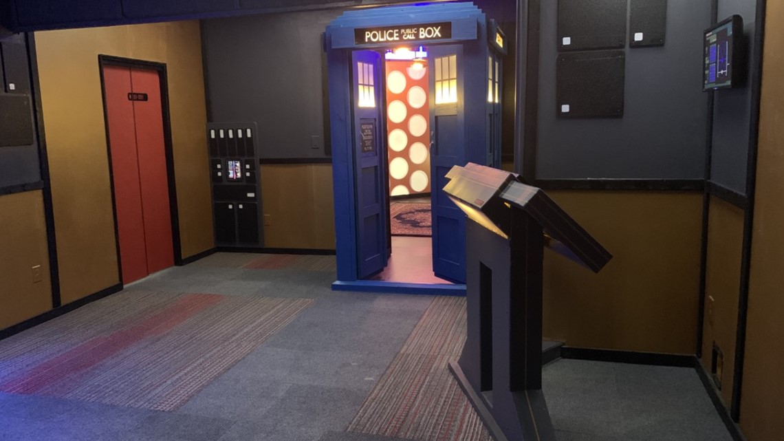 Westfield man builds 'Star Trek' Enterprise, 'Doctor Who' set in ...