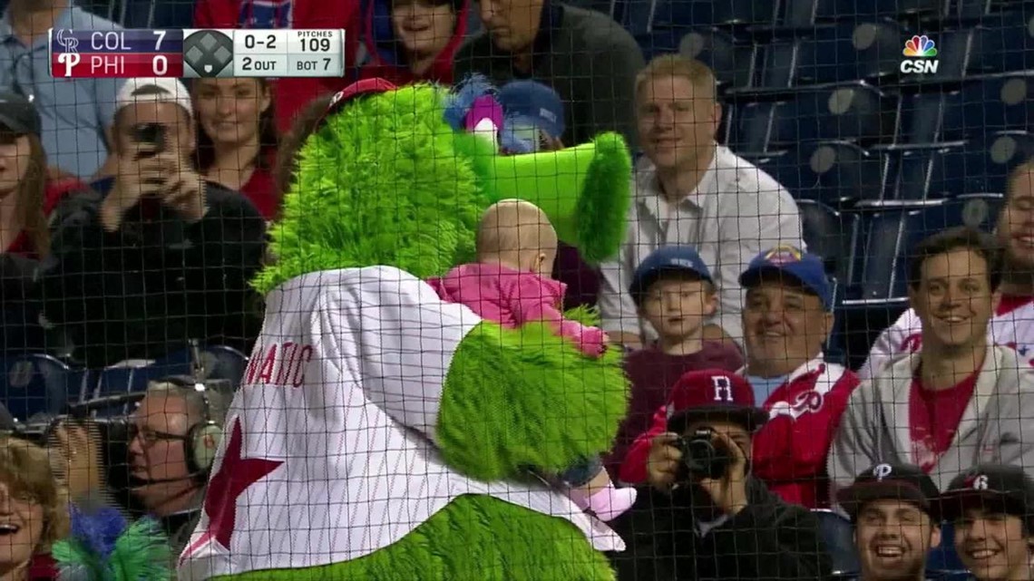 Phillie Phanatic can't win over youngest fan | wthr.com