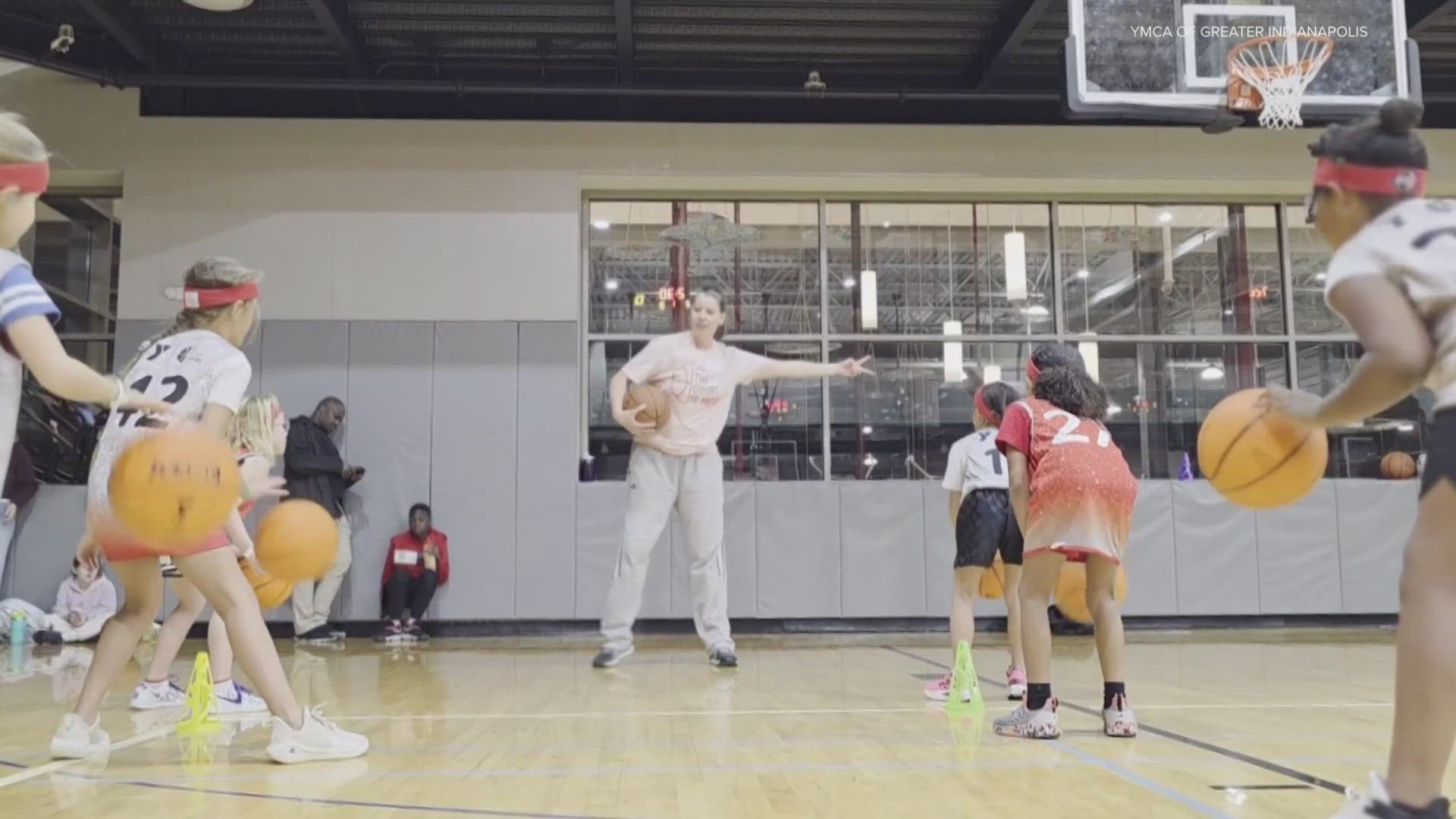 The Court is Hers: Free basketball for girls | wthr.com