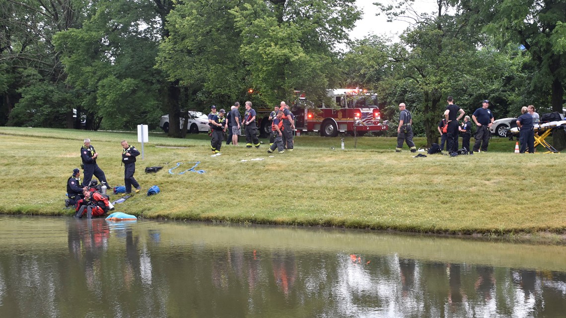 Car crashes into pond, leaving 2 teens in critical condition | wthr.com