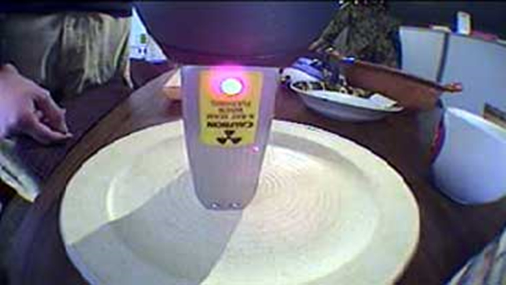 13 Investigates: Lead in Your Dishes | wthr.com