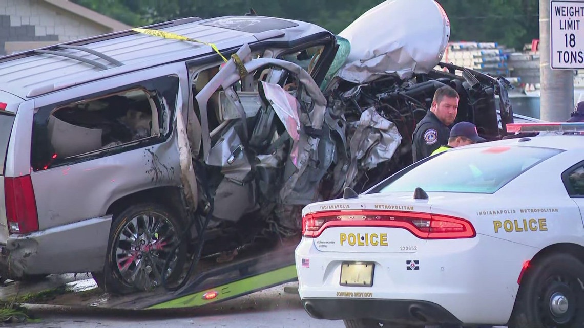 1 killed in southwest Indy crash early Friday morning | wthr.com