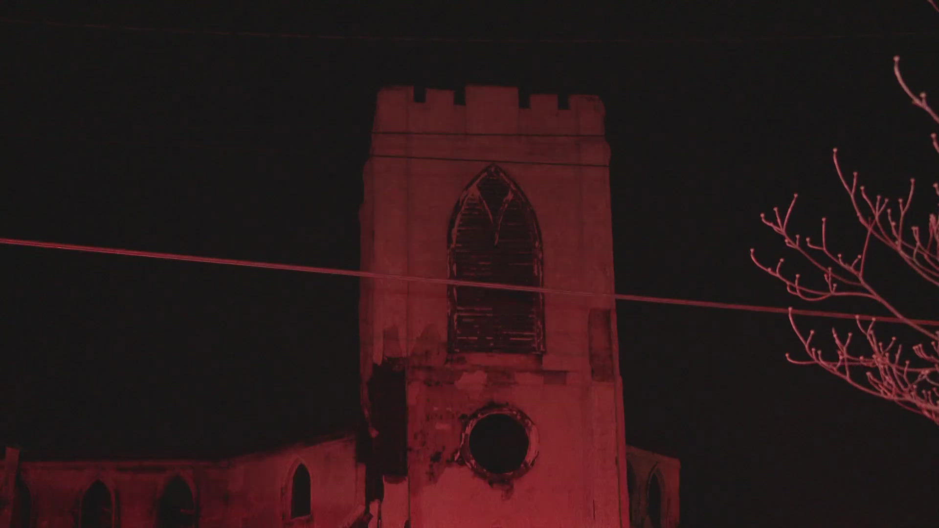 Investigators look for cause of Crawfordsville church fire | wthr.com