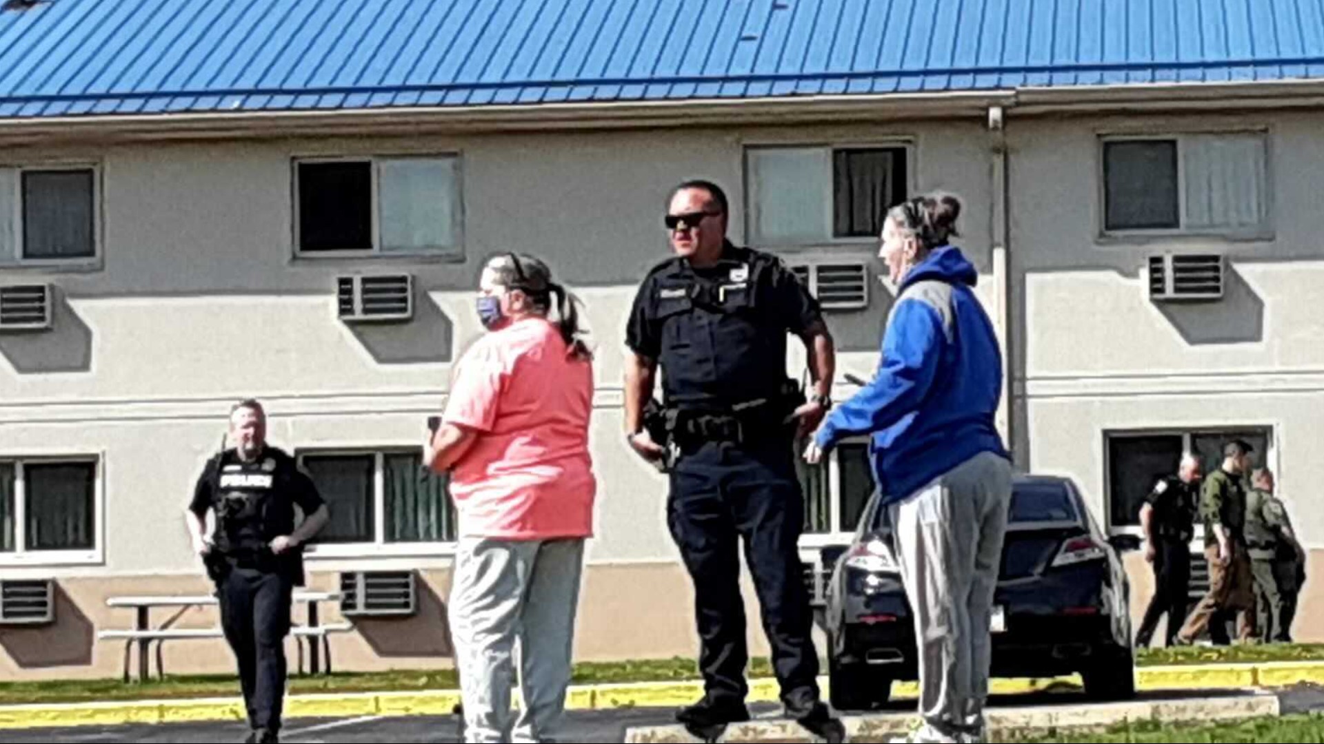 Police: Man licensed to carry fired shots at armed shoplifter in Beech ...