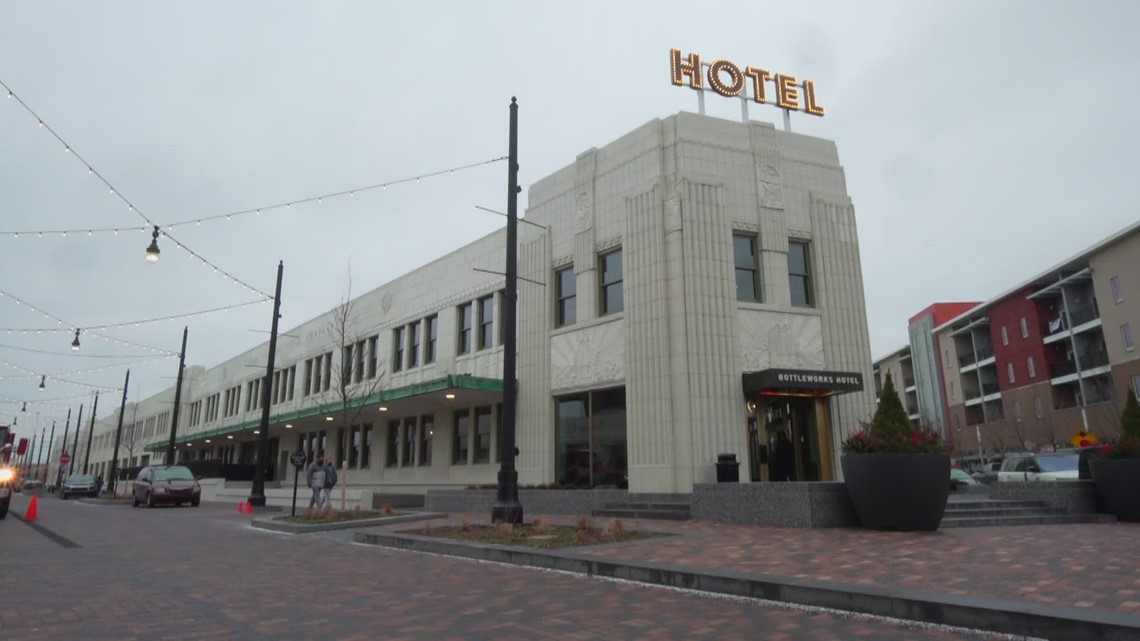 Bottleworks Hotel wins Indiana's top restoration award | wthr.com