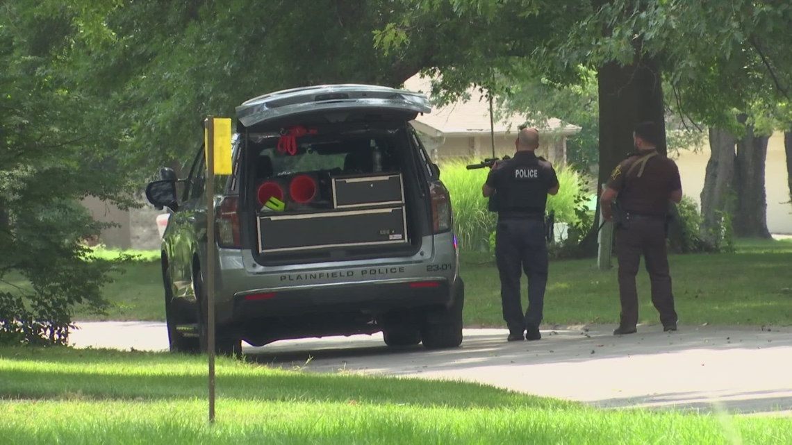 Police standoff underway related to domestic issue at a home in ...