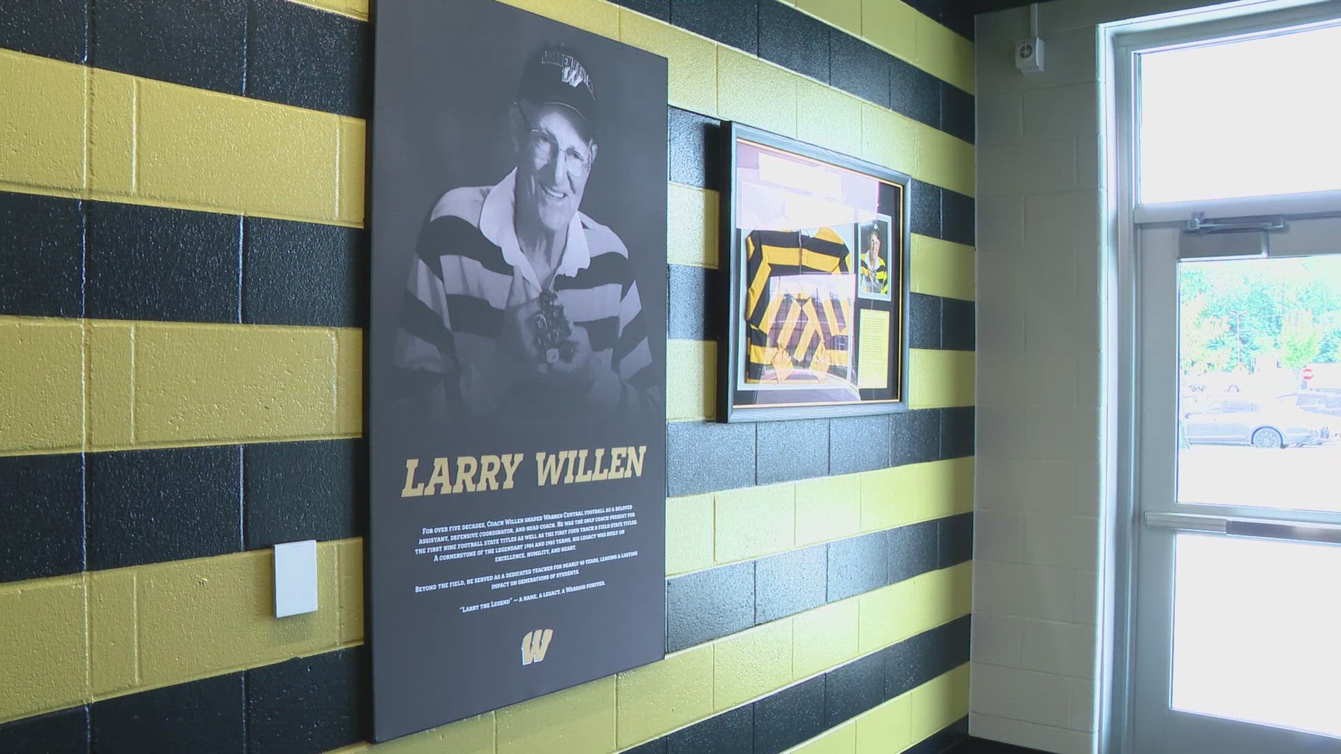 Warren Central High School honors legendary football coach | wthr.com
