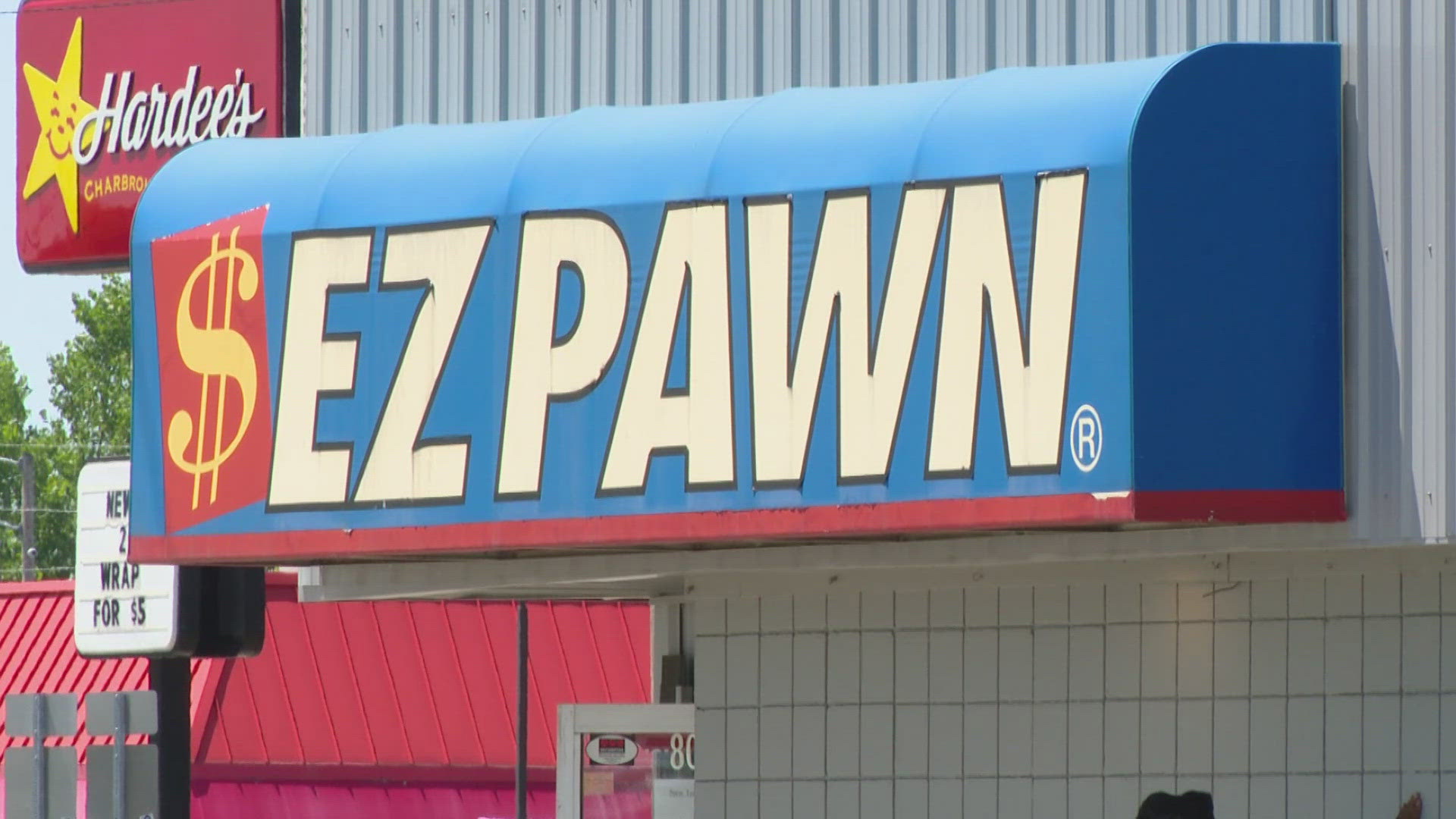Pawn Shop employee steals a dozen guns from shop and sells them | wthr.com