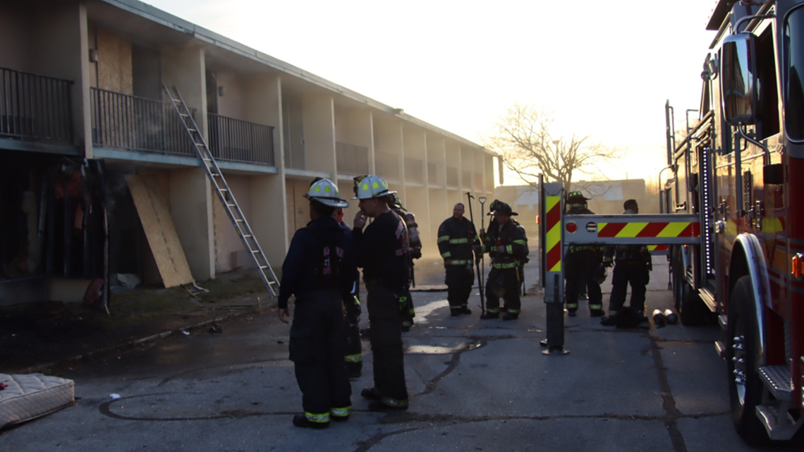 Firefighters called to abandoned motel for 2nd weekend fire | wthr.com
