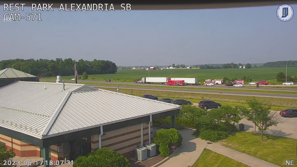 ISP: Michigan man killed in crash involving 2 semis on I-69 in Delaware ...