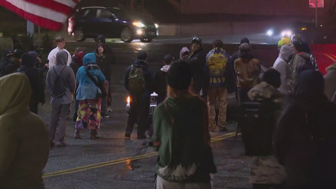 Protests erupt after 2 people shot by federal agents in Oregon | wthr.com