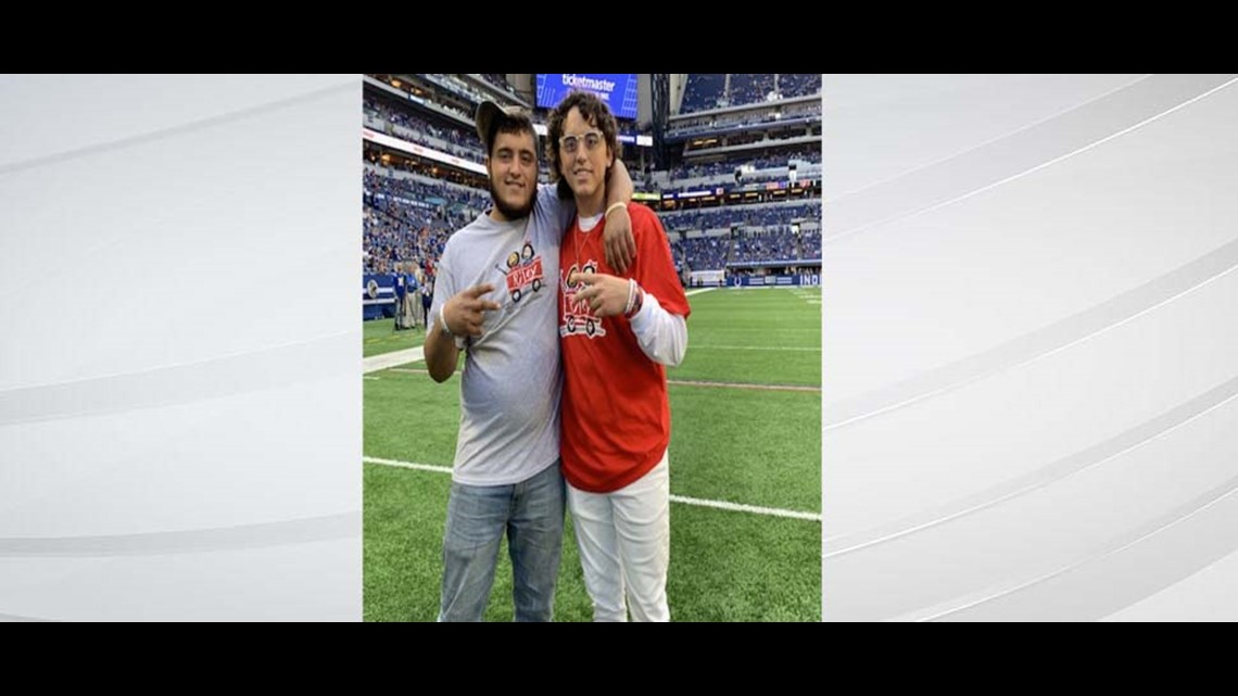 Riley kid rings bell at Colts game following cancer-free diagnosis ...