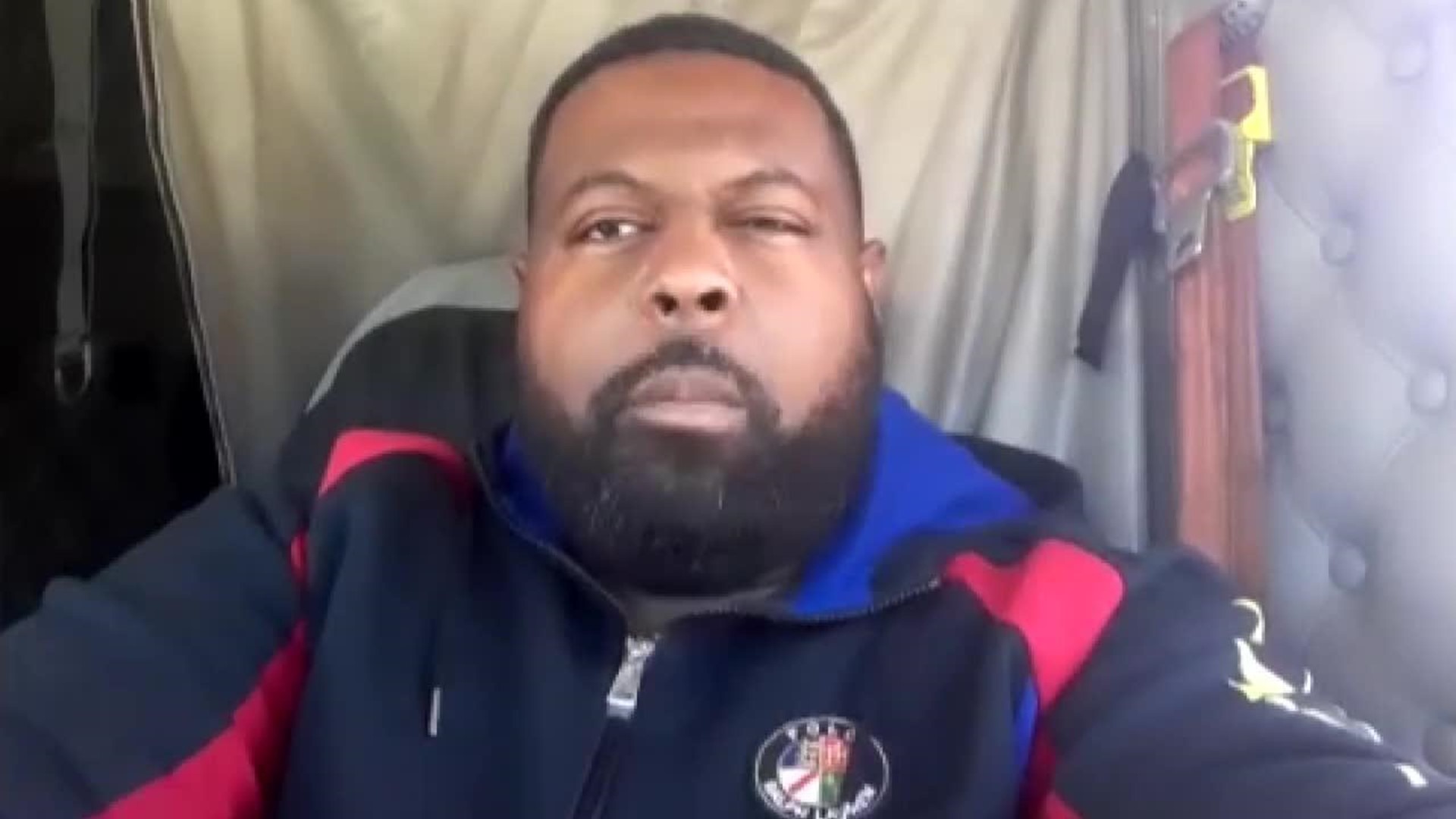 Trucker with difficult past pays for hundreds of Little Caesars pizzas ...