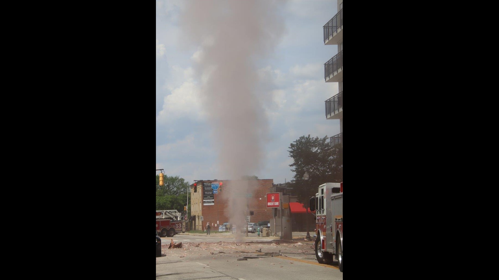 Pipe bursts in downtown Indy sending steam, debris sky-high | wthr.com