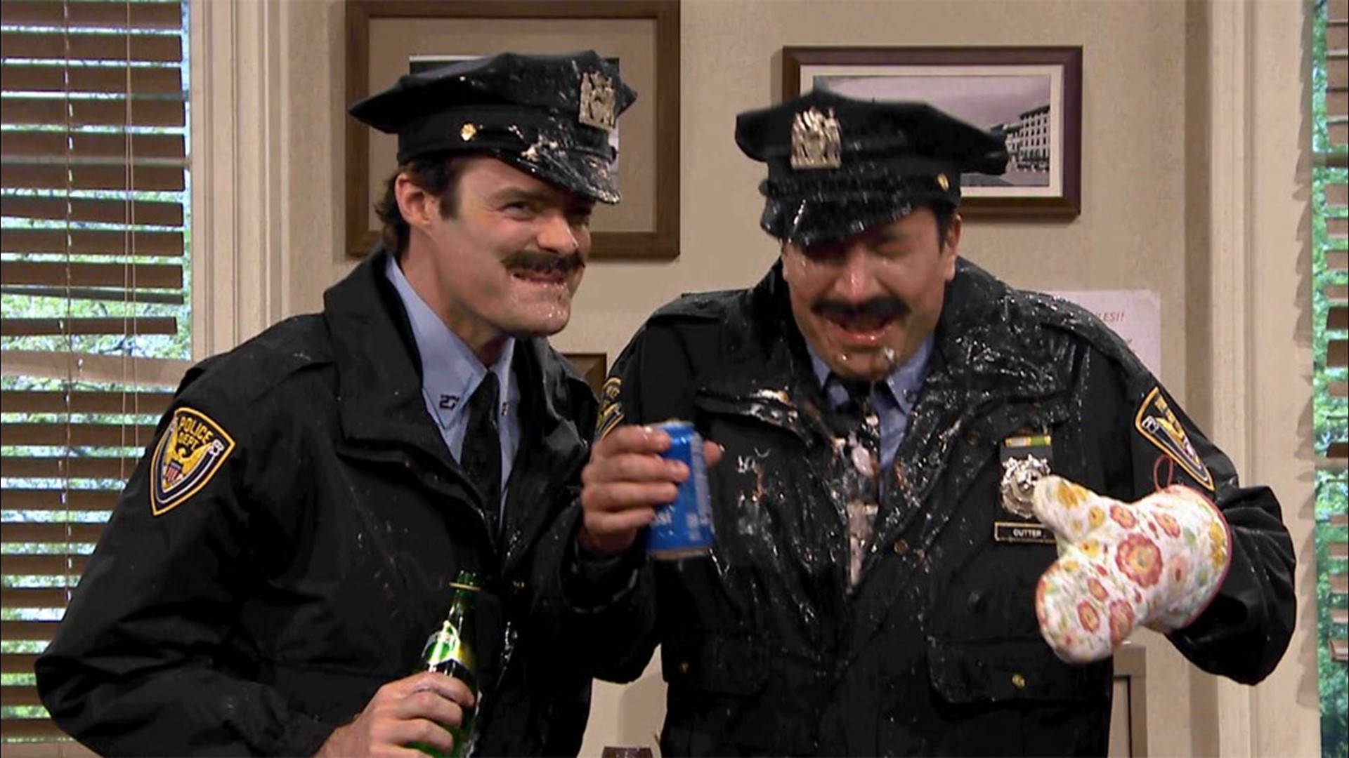 WATCH: Jimmy Fallon, Bill Hader get messy | wthr.com