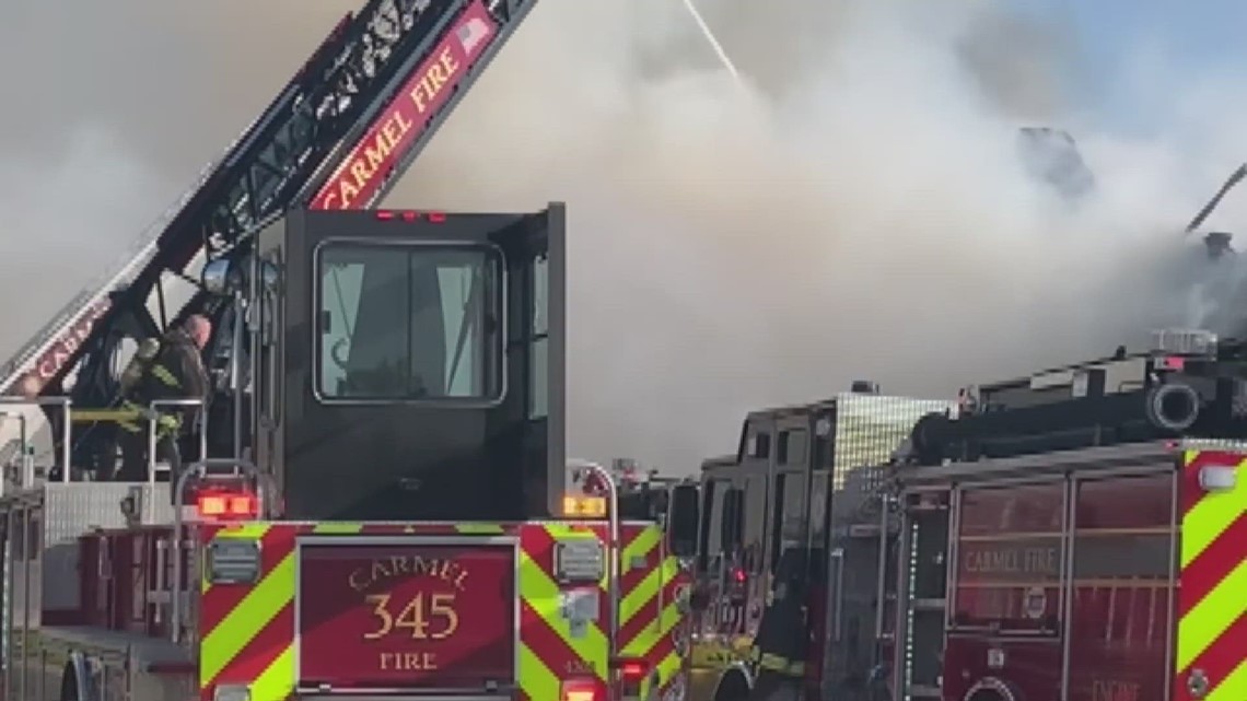 Large house fire at Towne Road subdivision in Carmel | wthr.com