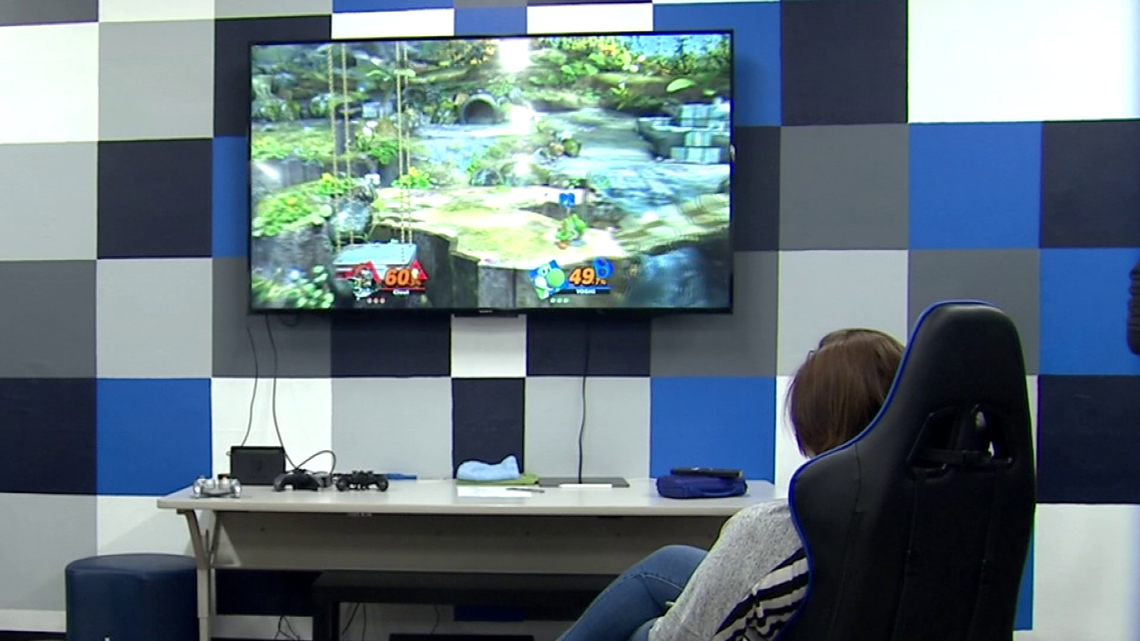 New 'Virtual Reality' and 'eSports' lab makes learning more fun for ...