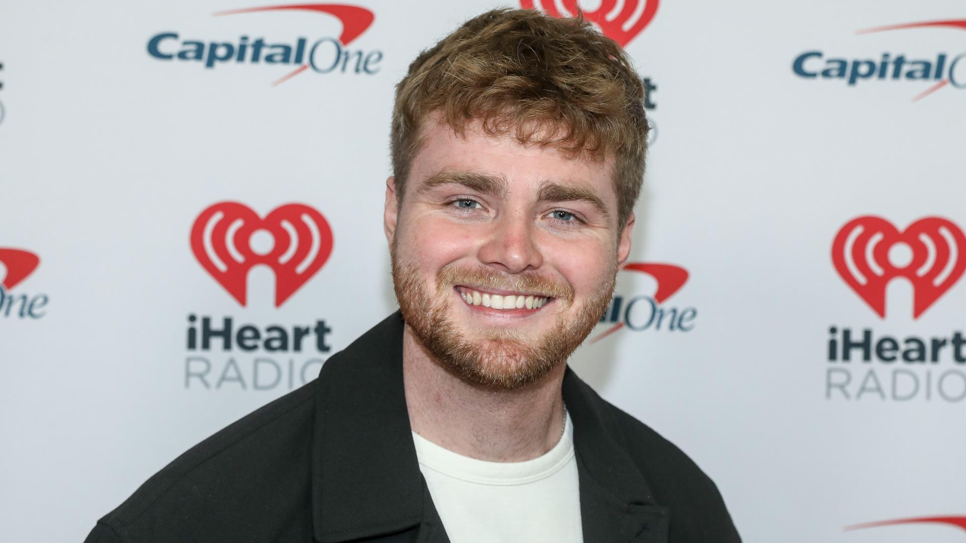 Alex Warren adds Indy stop to 'Cheaper Than Therapy' tour | wthr.com