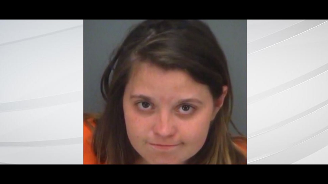 Woman leaves $5K tip on $55 bill — on her boyfriend's credit card ...