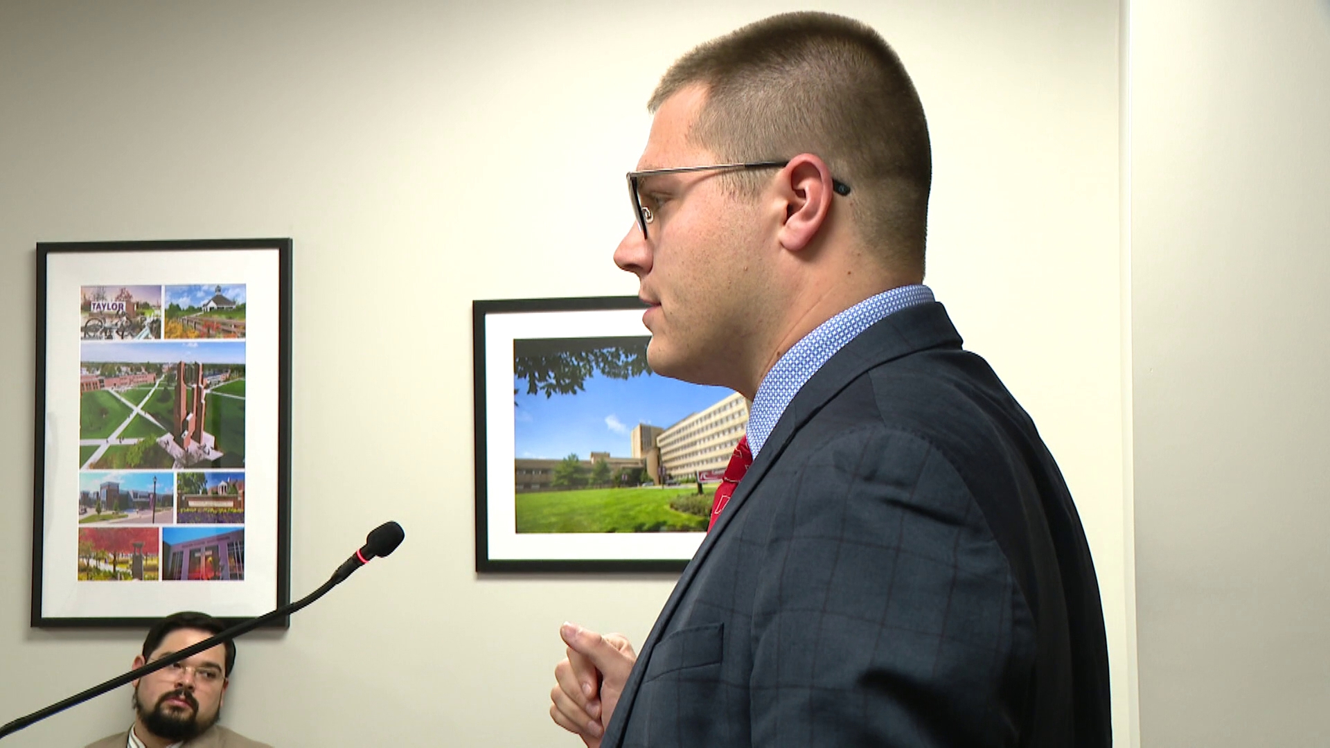 Indiana bill would require police to report undocumented suspects to ICE | wthr.com