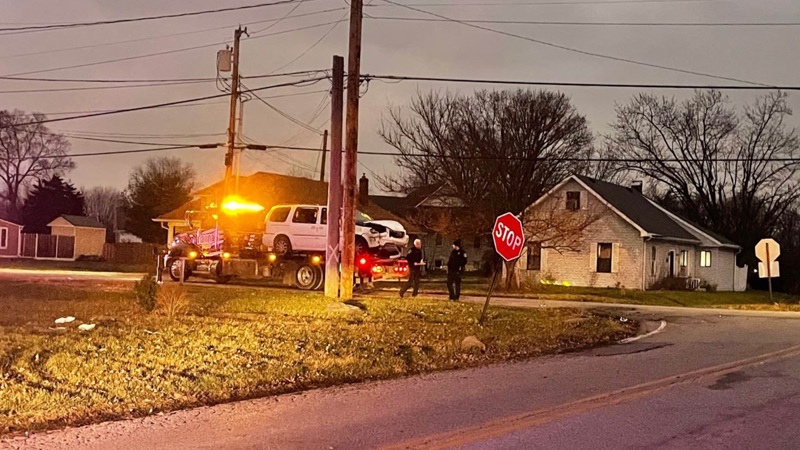 Multiple children injured in southwest Indianapolis crash | wthr.com