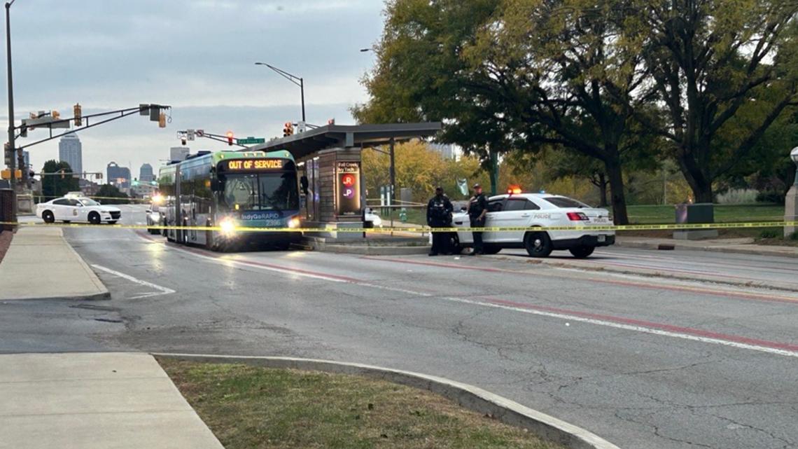 IMPD investigating shooting at north Indianapolis bus stop | wthr.com