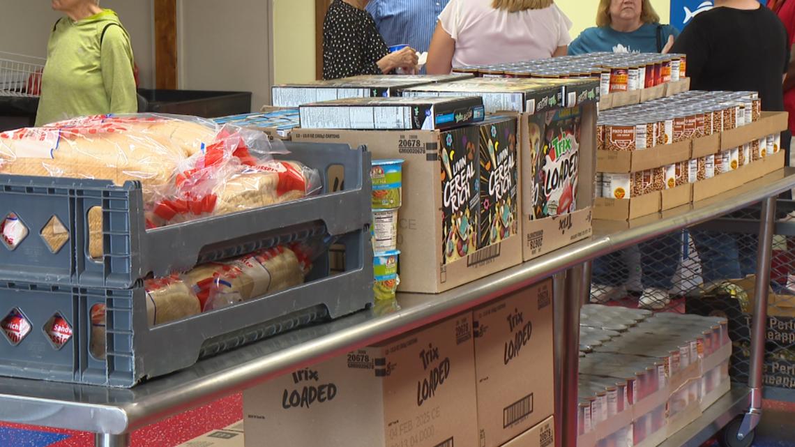 New food pantry opens on Indy's south side | wthr.com