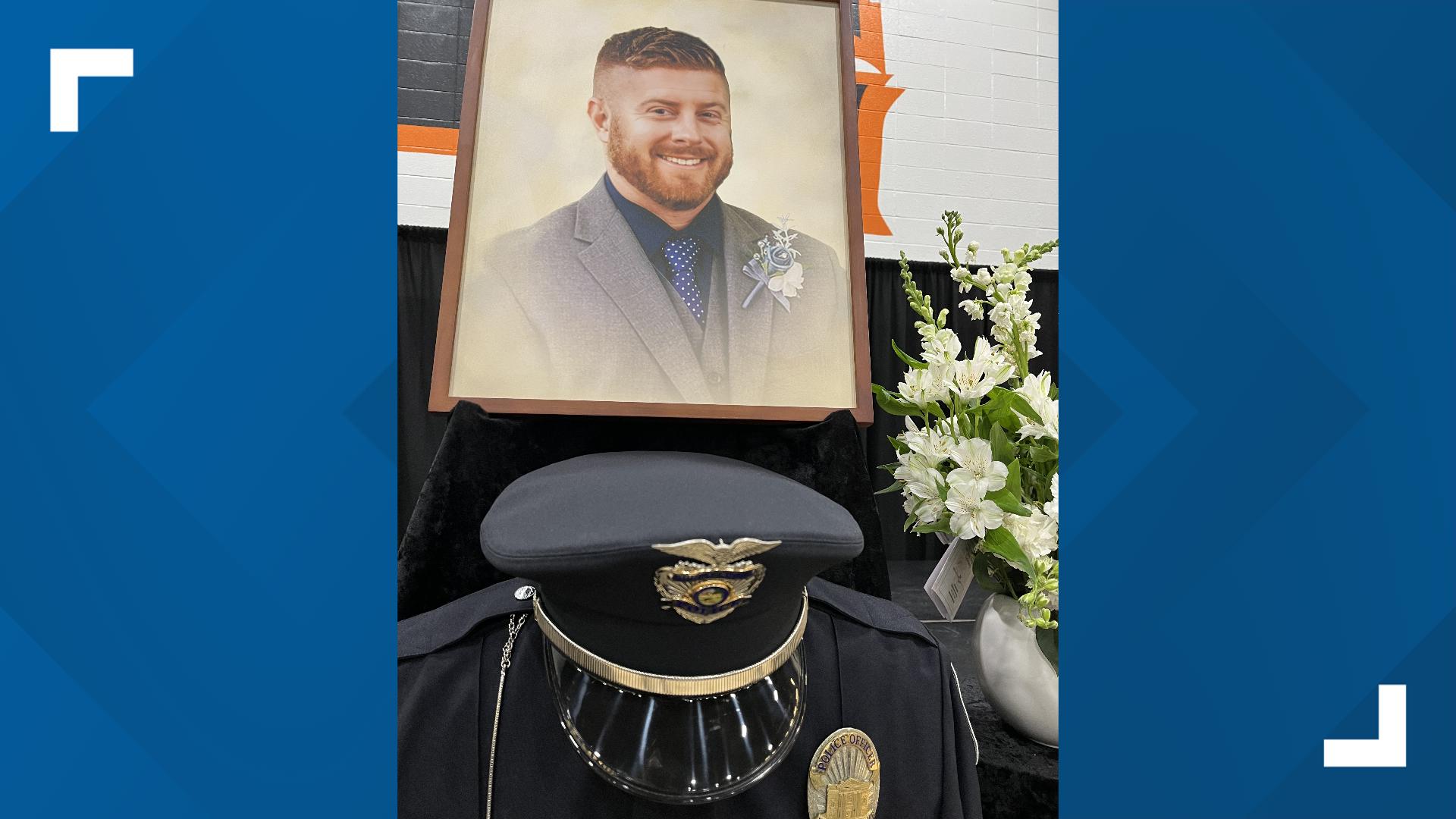 Merchandise store raising money for family of fallen Beech Grove Ofc ...