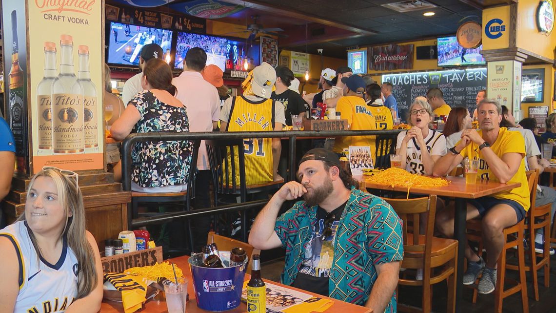Pacers fans celebrate series win over New York Knicks | wthr.com