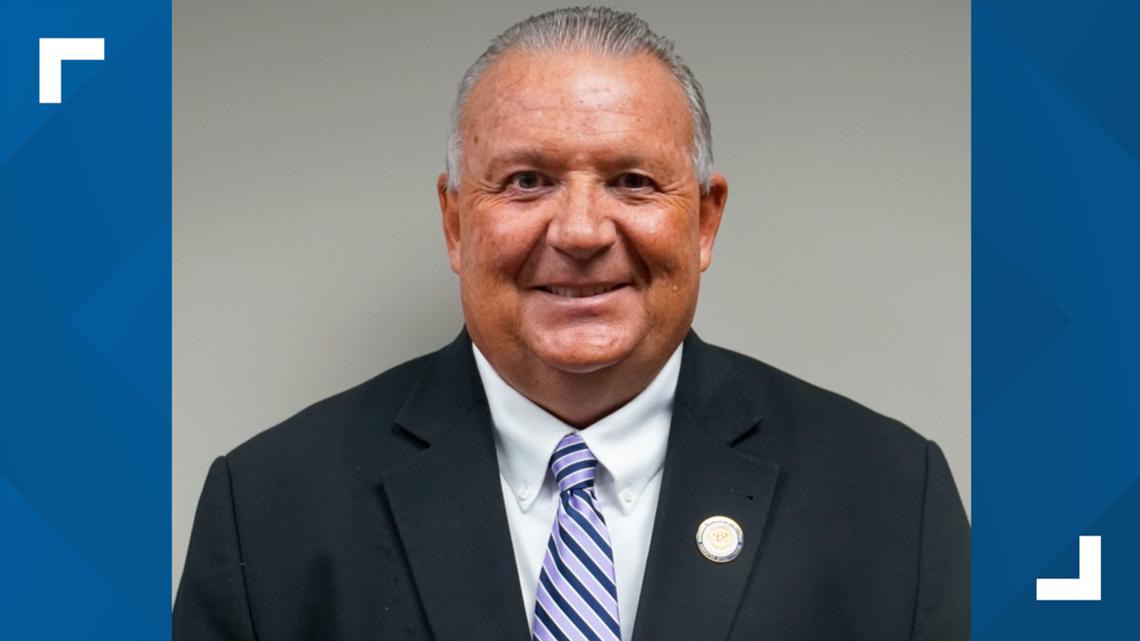 Hamilton Southeastern Schools superintendent announces resignation ...