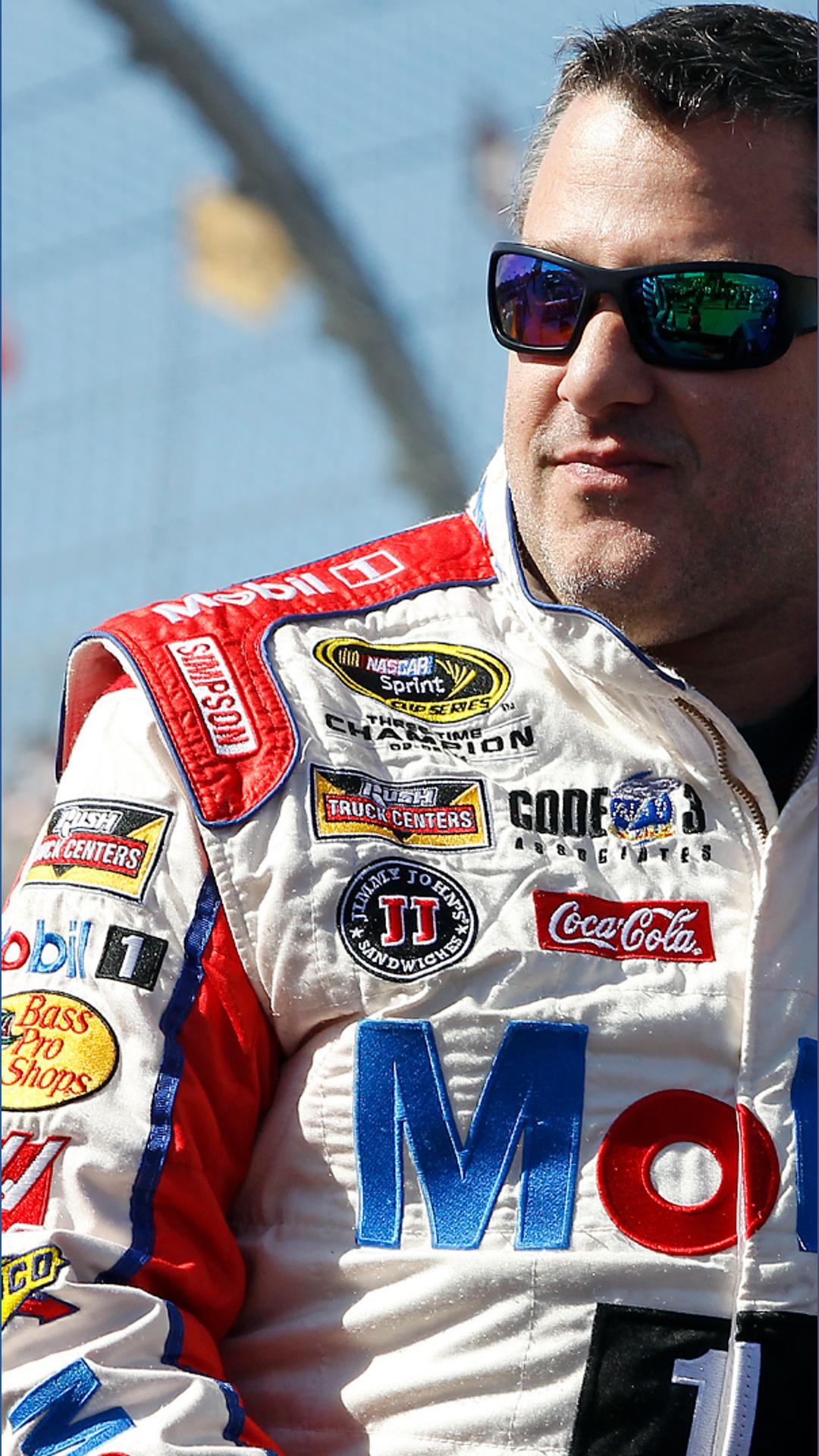 Tony Stewart returns to NASCAR in Ram Truck debut at Daytona ...