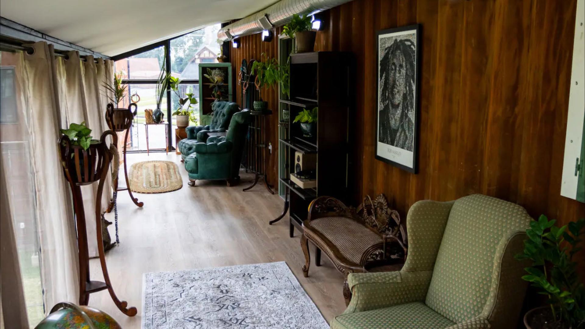 Inside look at Indy’s new shipping container rentals | wthr.com