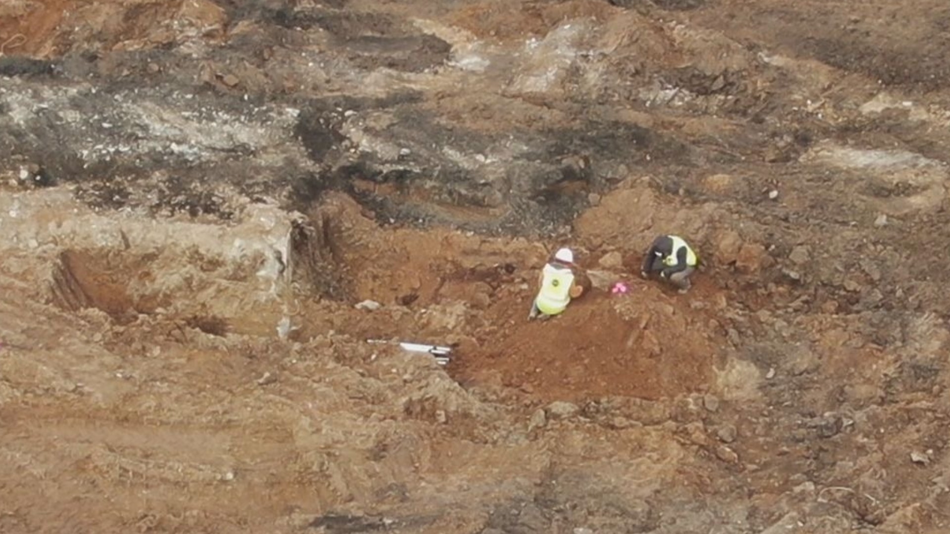 Preservationists discuss remains discovered on Eleven Park site | wthr.com